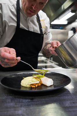 Årets Kock utformar Viking Lines nya à la carte-meny - Viking Line Abp