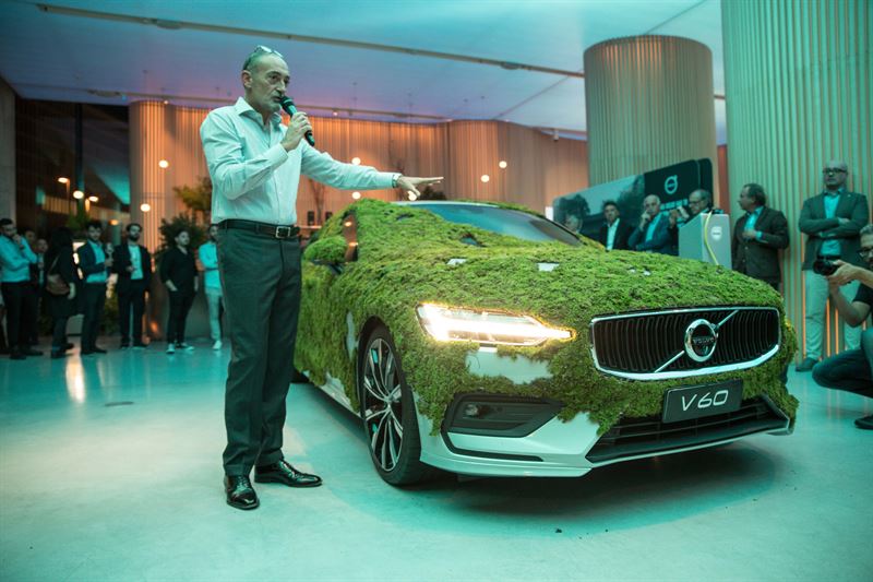 Volvo V60 e la Sostenibilità protagoniste al Volvo Studio Milano con il ...