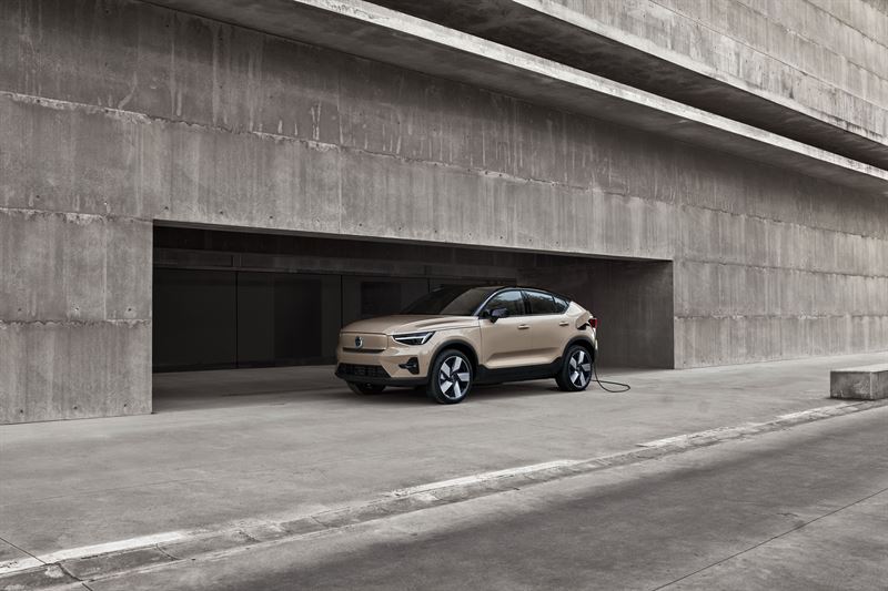 Updated Volvo Cars model range now on sale in the UK, including new ...