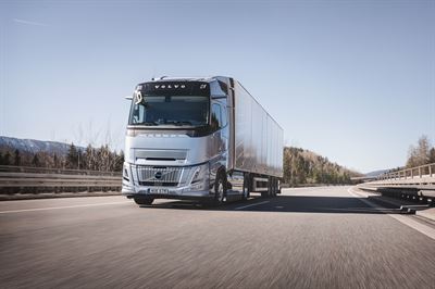 Volvo FH Aero wins the 2025 Green Truck award - Volvo Trucks