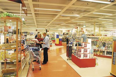 Kontrakt tecknat på butik i Sarpsborg, Norge - Clas Ohlson